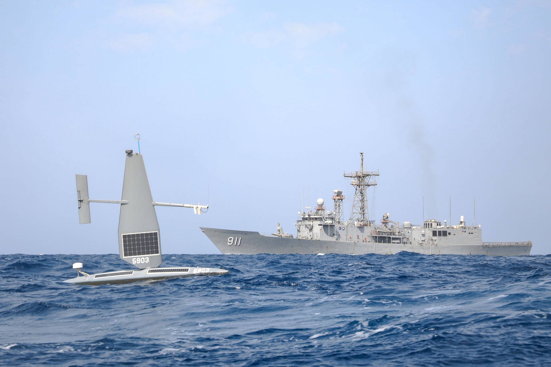 Navy developing new mesh network of robo-ships enabled by sensors, AI ...