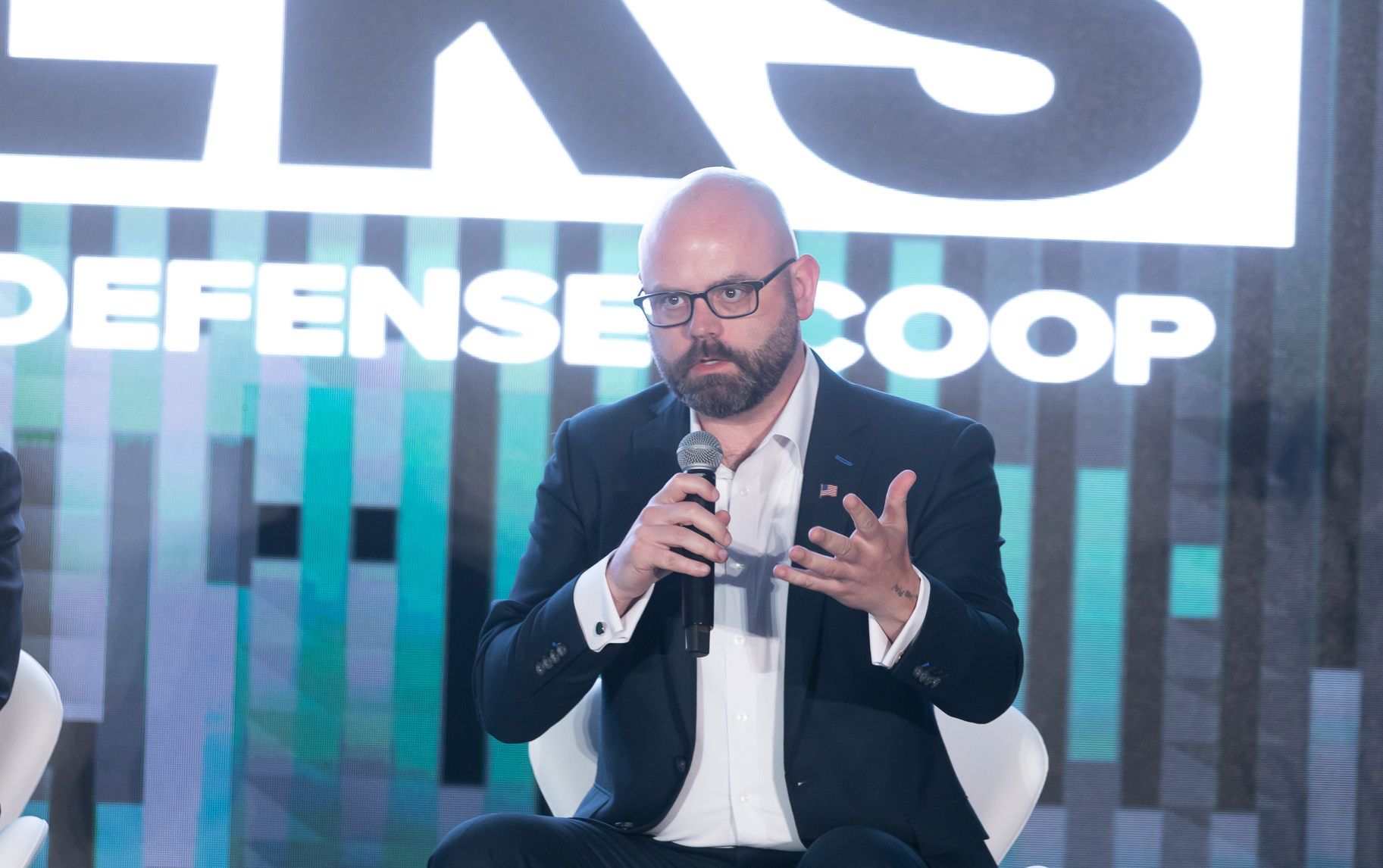 Pentagon to transfer 5G efforts to CIO, establish O-RAN pilots ...