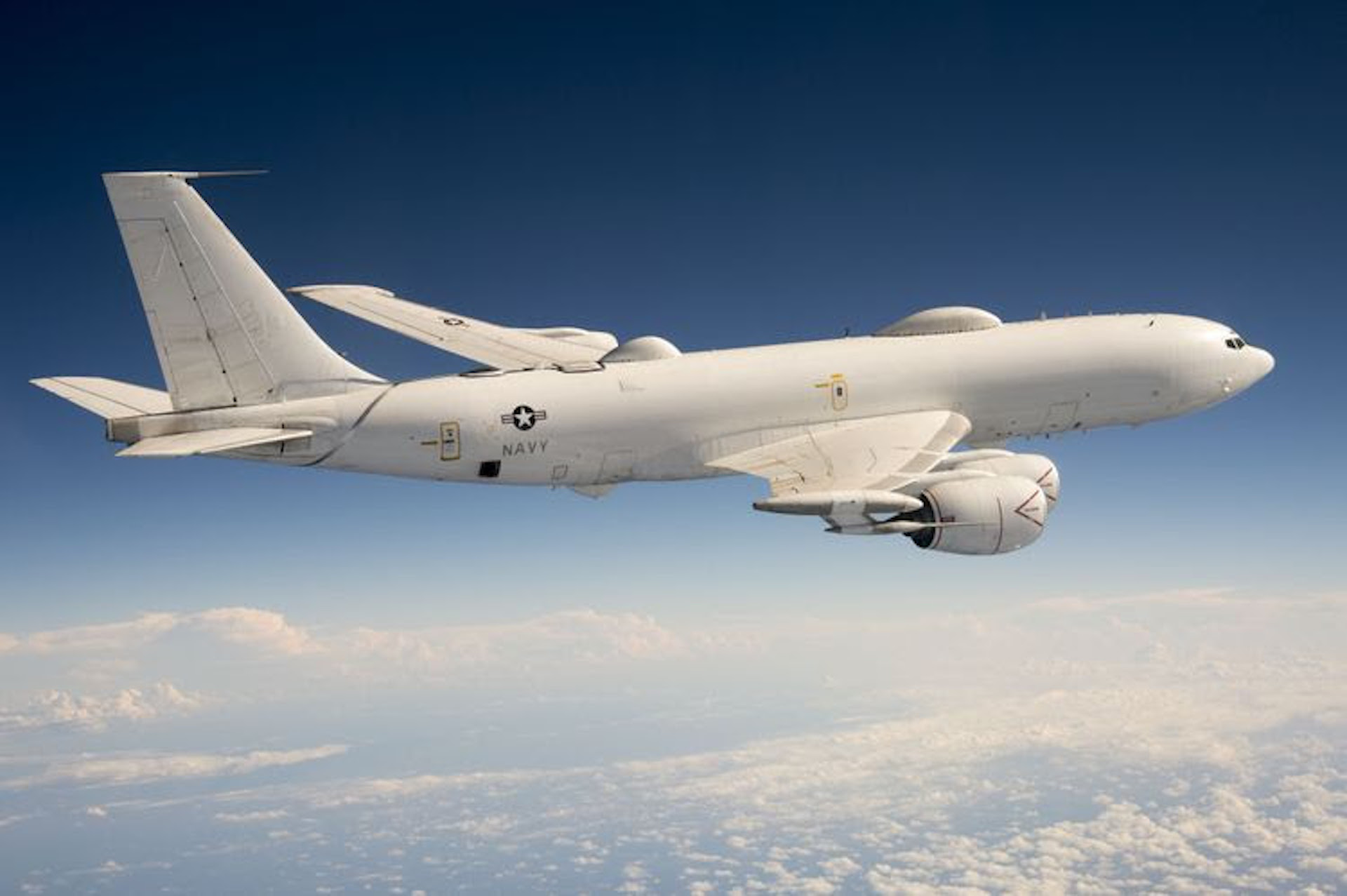 Navy receives first E-6B jet with new nuclear command, control and ...