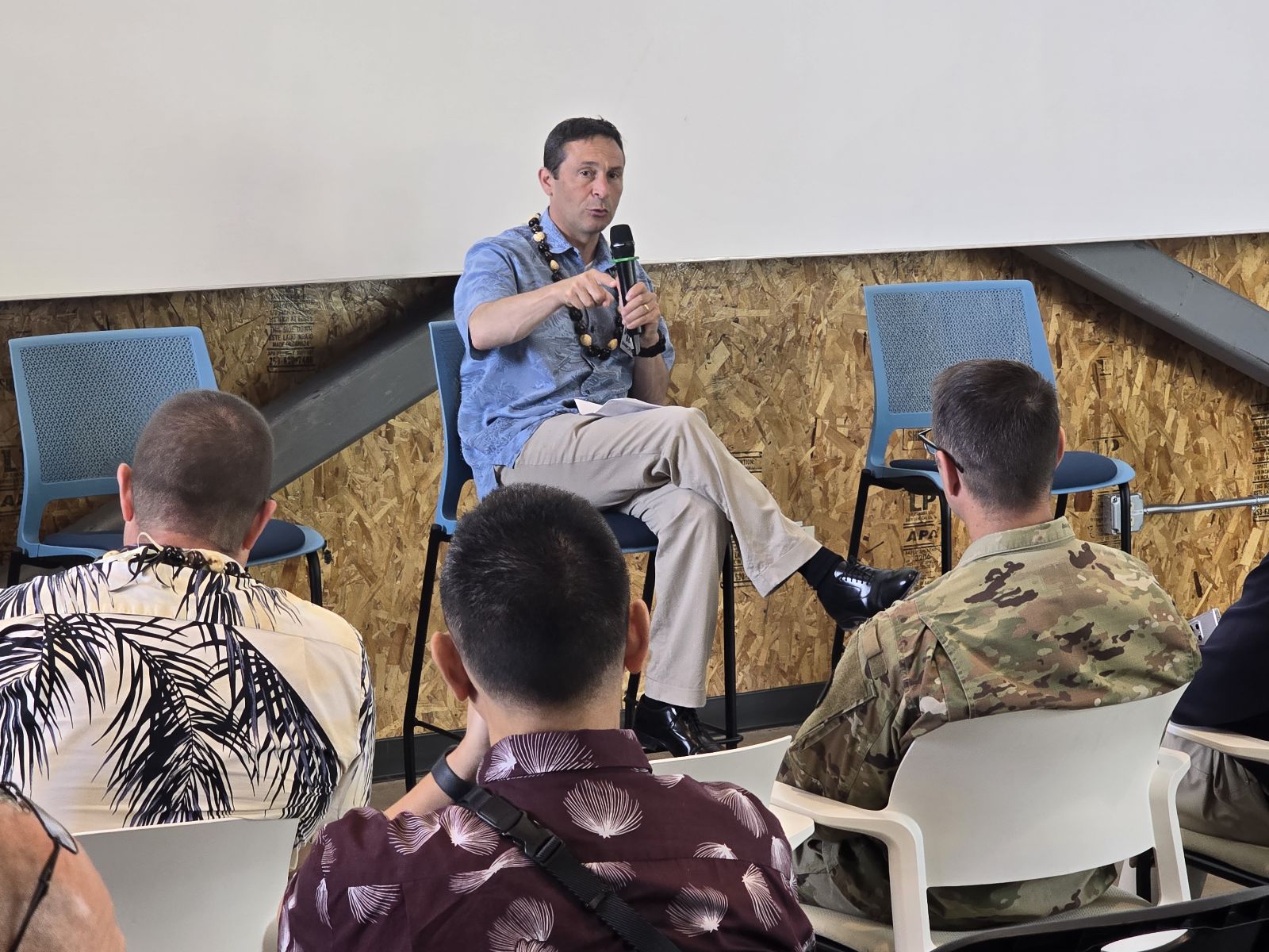 DIU, Indo-Pacific Command leaders connect in Hawaii on Replicator ...