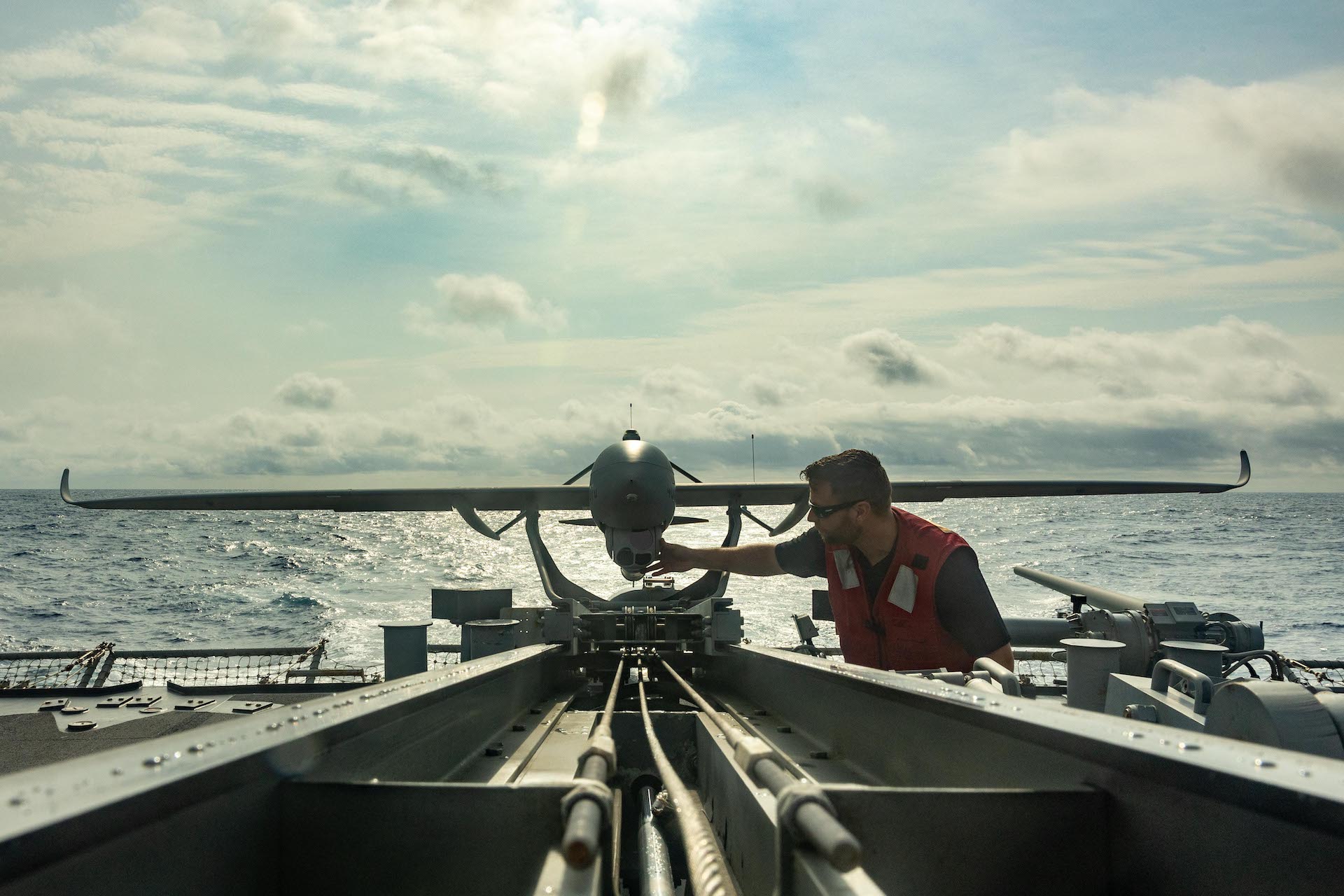 DIU helping Navy find cheaper drone interceptors | DefenseScoop