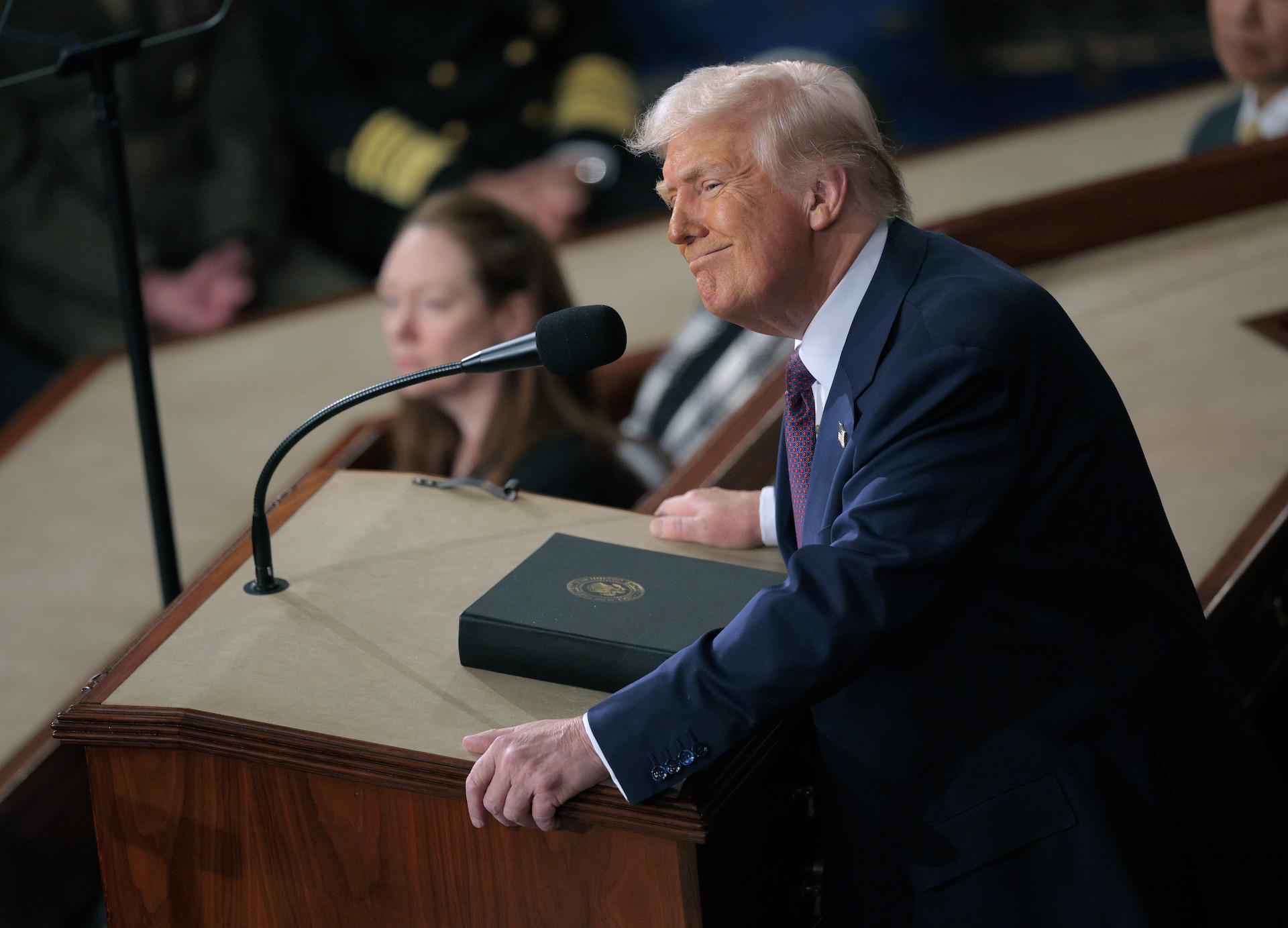 Trump, pushing for new military leader, submits nomination of Dan ...