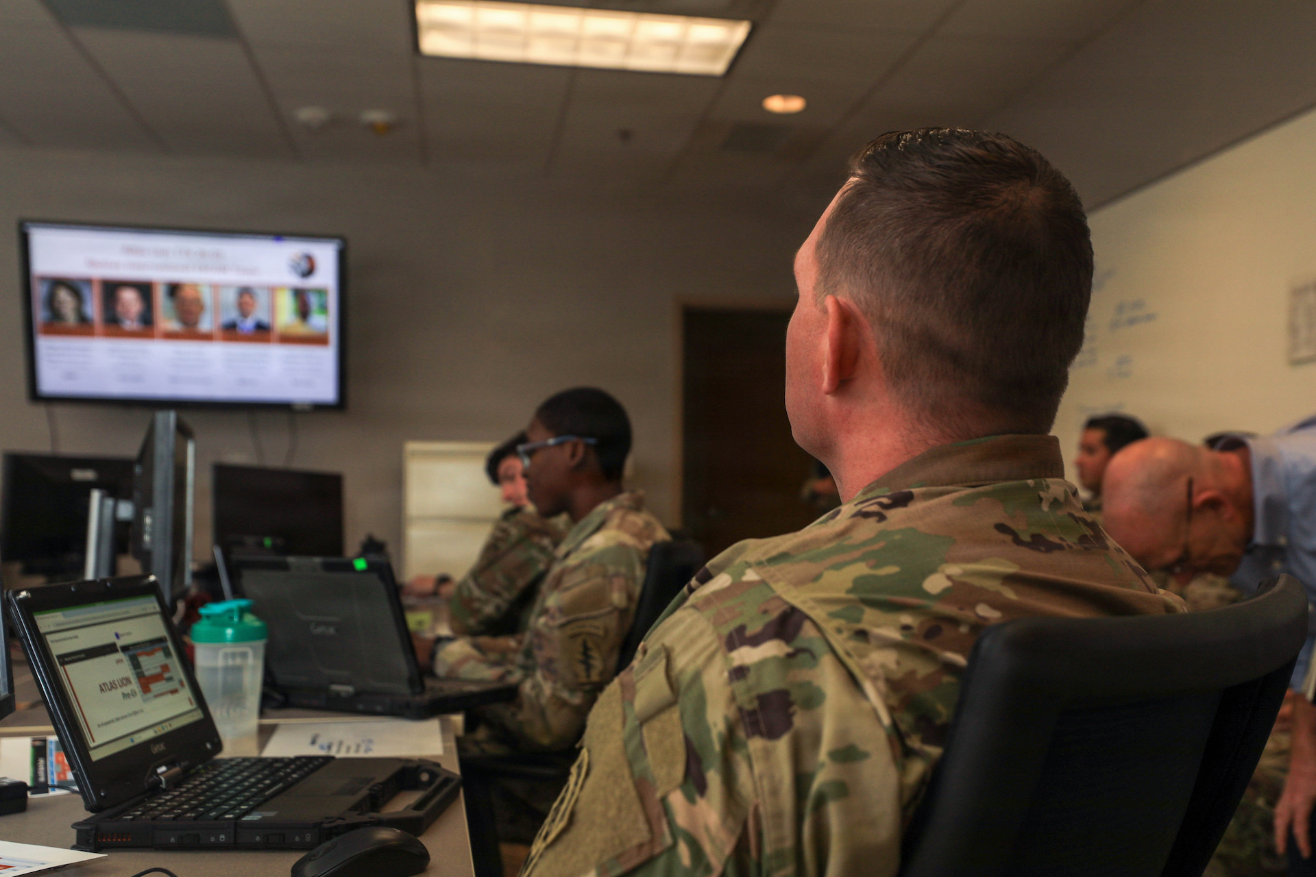 SOCOM to evaluate industry hardware solutions for powering AI workloads ...