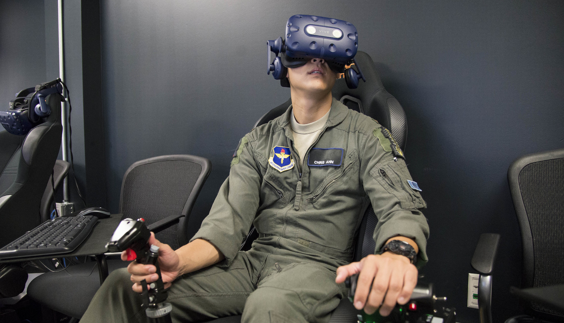 DOD pursuing next-gen virtual training for fighter pilots | DefenseScoop