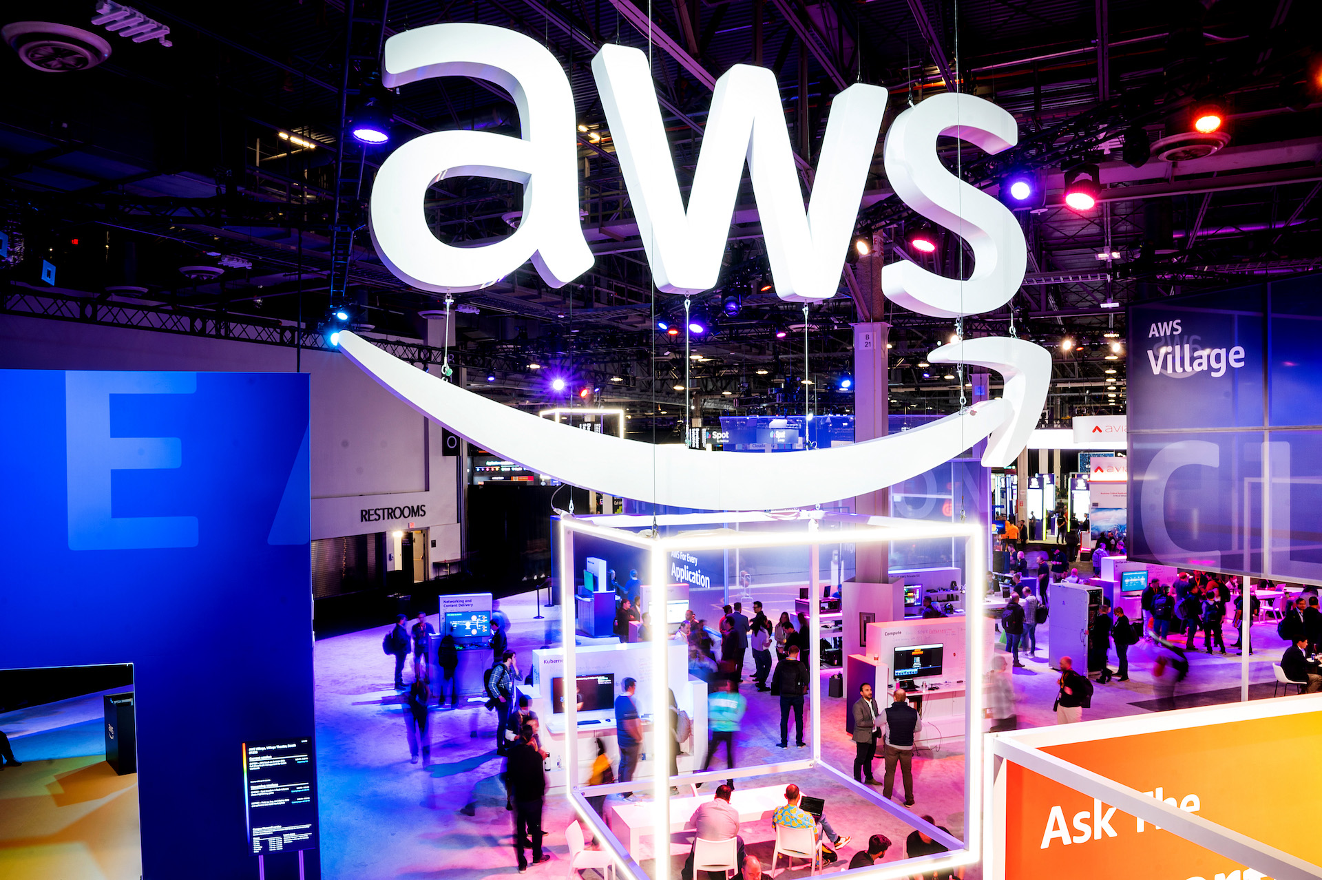 AWS wins $724M contract providing Navy access to commercial cloud ...